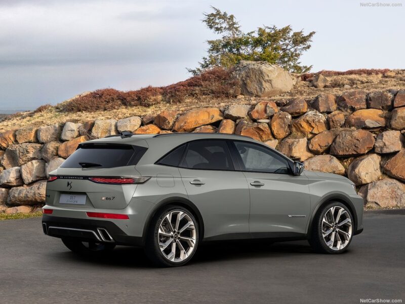 تقييم شامل 2023 DS 7 مميزات وعيوب ومواصفات وأسعار