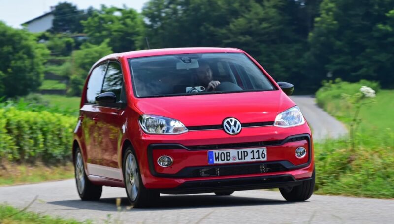 تقييم شامل Volkswagen Up 2022 عيوب ومميزات ومواصفات وأسعار