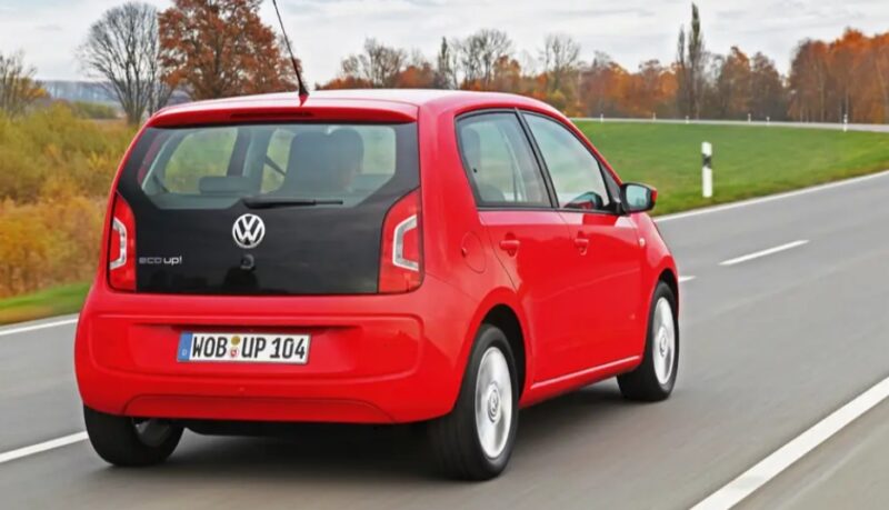 تقييم شامل Volkswagen Up 2022 عيوب ومميزات ومواصفات وأسعار