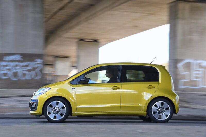 تقييم شامل Volkswagen Up 2022 عيوب ومميزات ومواصفات وأسعار
